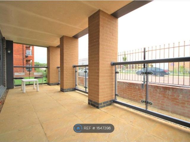 Highland House, Whitehouse, Milton Keynes MK8, 2 bed flat to rent, £1,500 pcm | PrimeLocation