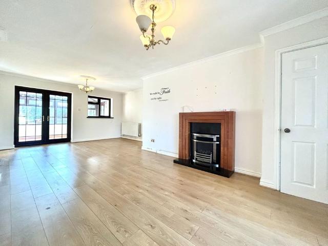Highland Mews, Coseley