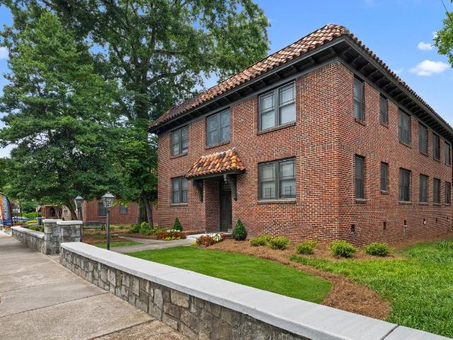 Highland Oaks 1 Bedroom Apartment for Rent at 800 788 800 Greenwood Avenue NE, Atlanta, GA 30306 Virginia Highland