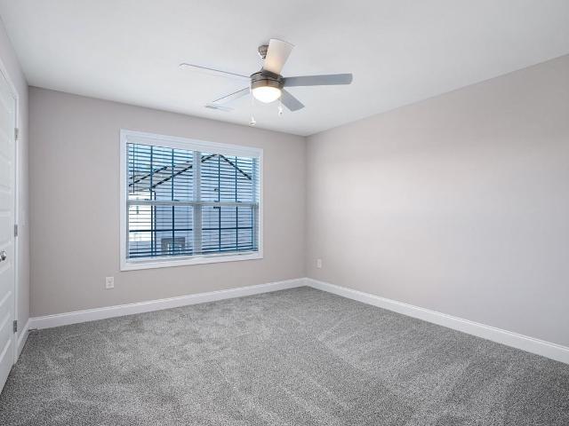 Highland Oaks 2 Bedroom Apartment for Rent at 2500 Tiny Town Rd, Clarksville, TN 37042