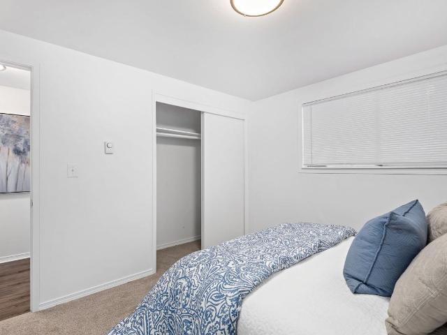 Highland Palms 2 Bedroom Apartment for Rent at 1151 Olympia Ave Ne, Renton, WA 98056 President Park