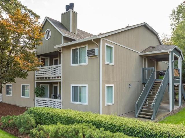 Highland Park Apartments 2 Bedroom Apartment for Rent at 24050 Se Stark St, Gresham, OR 97030 Gresham North Central