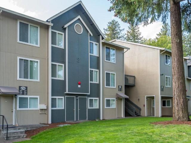 Highland Park Apartments Studio Apartment for Rent at 24050 Se Stark St, Gresham, OR 97030 Gresham North Central