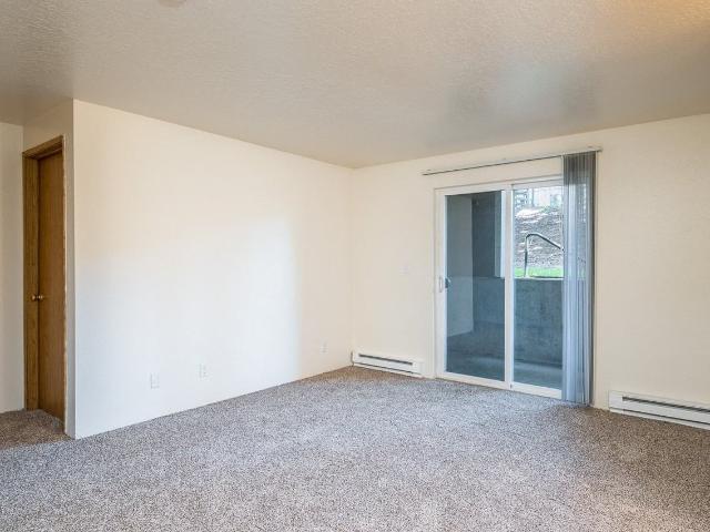 Highland Park 1 Bedroom Apartment for Rent at 24050 Se Stark St, Gresham, OR 97030 Gresham North Central