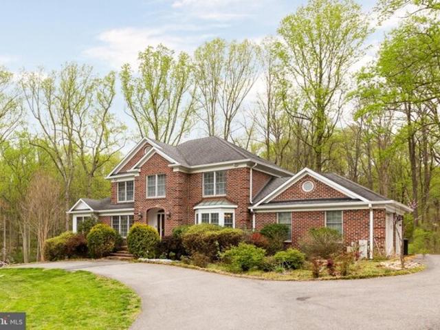 Highland Rd, Clarksville, Home For Sale