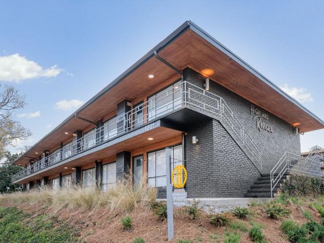 Highland Riviera 1 Bedroom Apartment for Rent at 1201 33rd St S, Birmingham, AL 35205 Forest Park