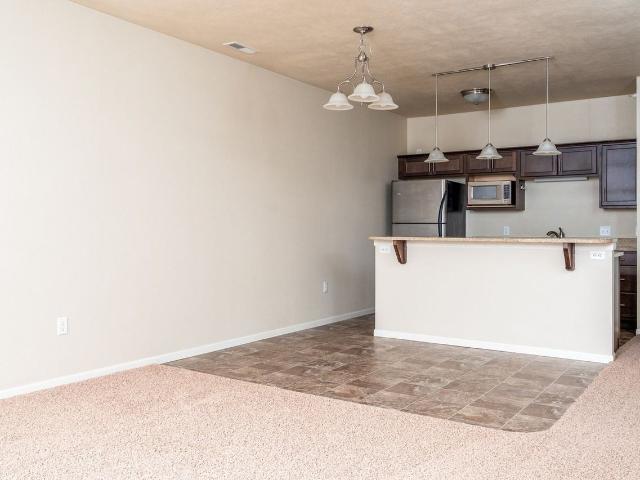 Highland Shores Apartments 1 Bedroom Apartment for Rent at 3100 Chestnut St N, Chaska, MN 55318