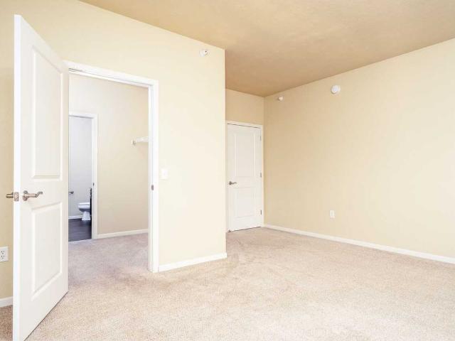 Highland Shores Apartments 2 Bedroom Apartment for Rent at 3100 Chestnut St N, Chaska, MN 55318