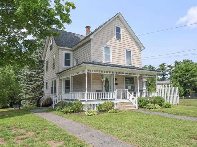 Highland St, Hudson, Home For Sale