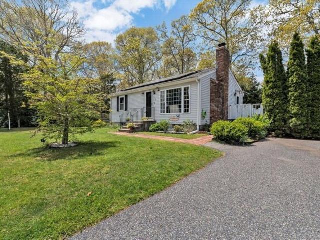 Highland St, Mashpee, Home For Sale