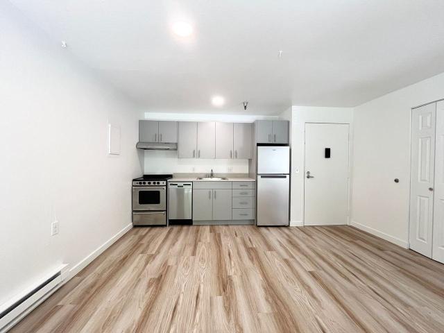 Highlander Apartments 1 Bedroom Apartment for Rent at 11501 15th Ave Ne, Seattle, WA 98125 Pinehurst