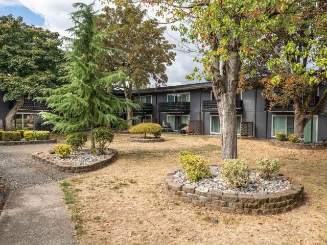 Highlander Apartments 2 Bedroom Apartment for Rent at 1217 Ne 122nd Ave, Portland, OR 97230 Hazelwood