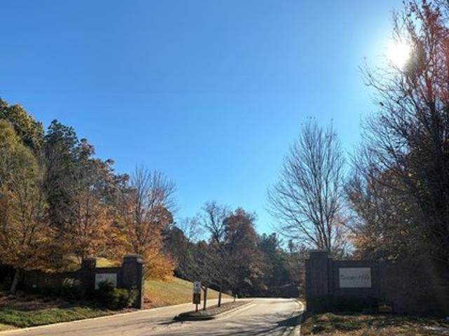 Highlands Cir, Oxford, MS 38655