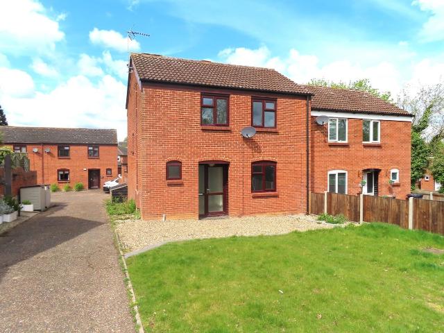 Highlands Close, Needham Market IP6, 3 bed property to rent, £1,200 pcm | PrimeLocation