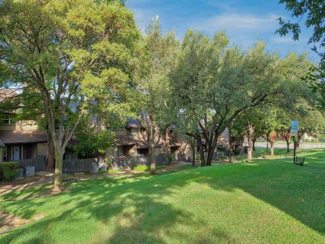 Highlands Creek Apartments 2 Bedroom Apartment for Rent at 8300 Skillman St, Dallas, TX 75231
