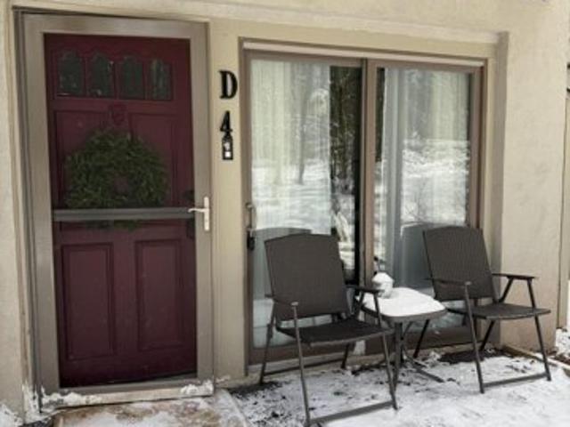 Highlands Dr Unit D, Hunter, Condo For Sale