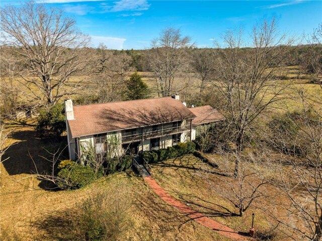 Highlands Hwy, Mountain Rest, Home For Sale