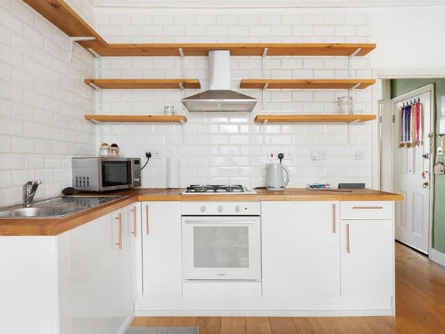 Highlever Road, W10 1 bed flat to rent £1,868 pcm £431 pw
