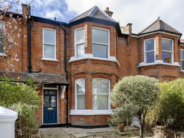 Highlever Road, W10