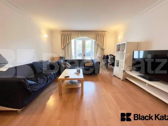 Highly desirable development on the borders of Borough & London Bridge