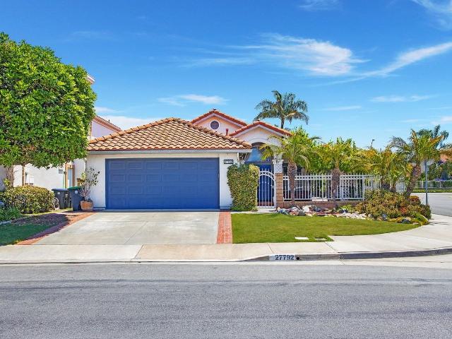 Highly desirable 2/2 Single 2 Bedroom Apartment for Rent at 27792 Cummins Dr, Laguna Niguel, CA 92677 Country Village