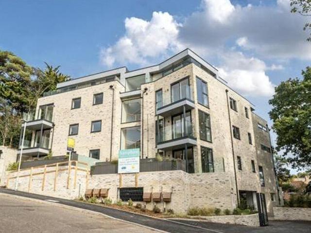 Highmoor Road, Poole, 2 Bedroom Duplex