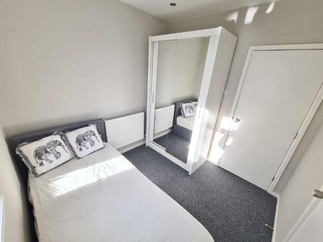 Highmeadow Crescent Room 2
