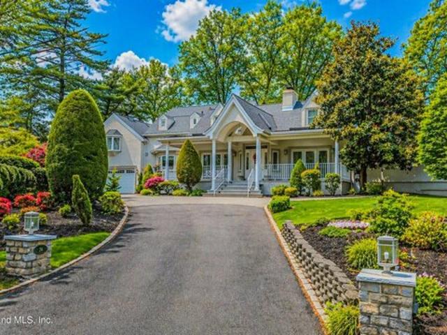 Highpoint Rd, Staten Island, Home For Sale