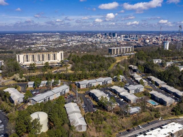 Highpointe Apartments 1 Bedroom Apartment for Rent at 1229 Beacon Pkwy E, Birmingham, AL 35209 Glen Iris
