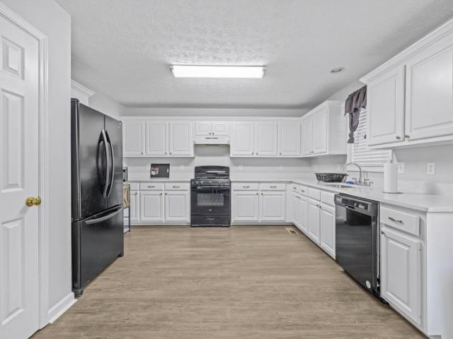 Highquality & comfy home in Loganville Free Fast W