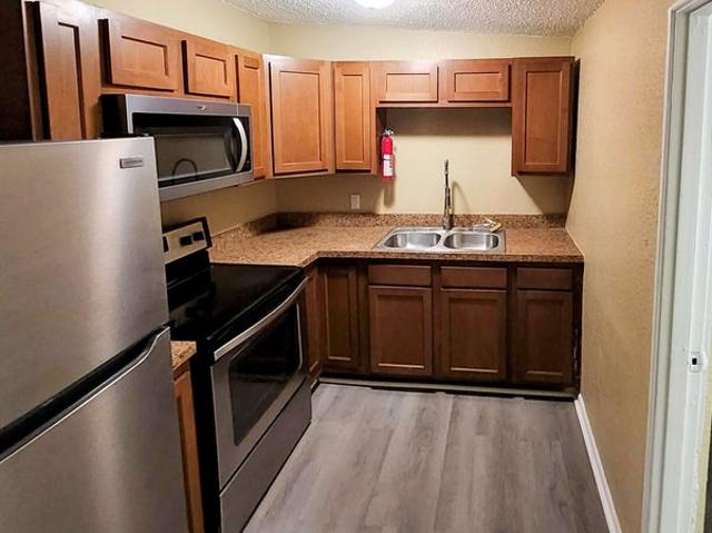 Highquality & comfy Jacksonville House with Backya