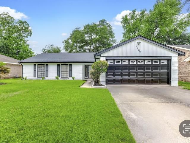Highquality & newlyrenovated Houston House with Li