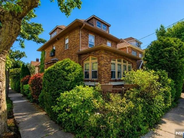 Highridge Ave, Cliffside Park, Home For Sale