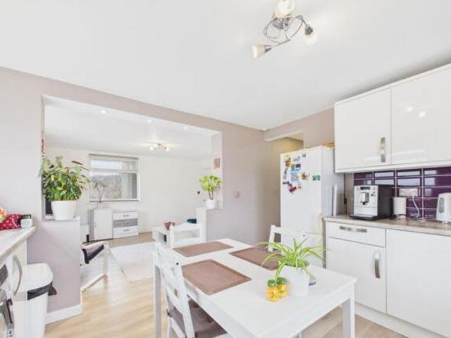 Highridge Green, Bristol, 2 Bedroom Flat