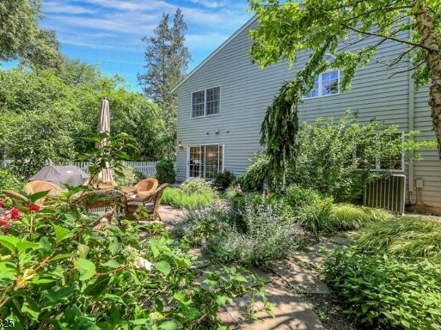 Highwood Ave, Glen Rock, Home For Sale