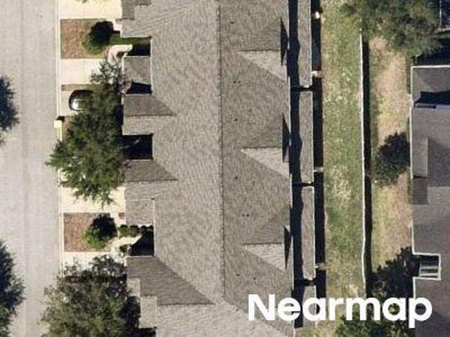 Highwood Dr