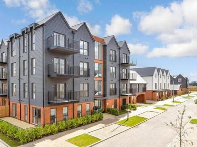 Highwood Drive, Chilmington Lakes, 2 Bedroom Ground