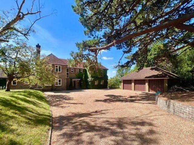 Highwoods Avenue, Bexhill on sea, 5 Bedroom Detached