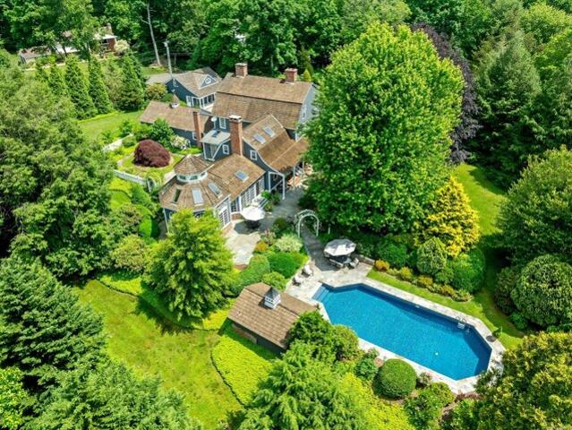 Highwoods Dr, Guilford, Home For Sale