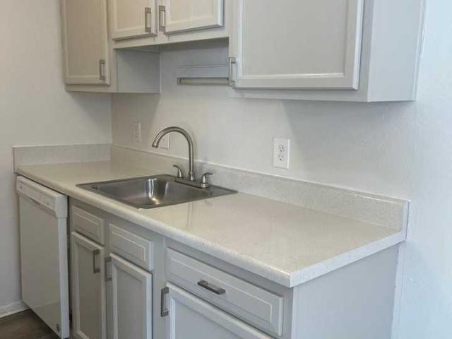 Highwater Flats 1 Bedroom Apartment for Rent at 17 Middlesex Rd, Newport News, VA 23606 Boulevard