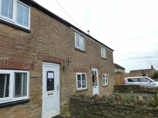 Highway, Martock, 2 Bedroom End