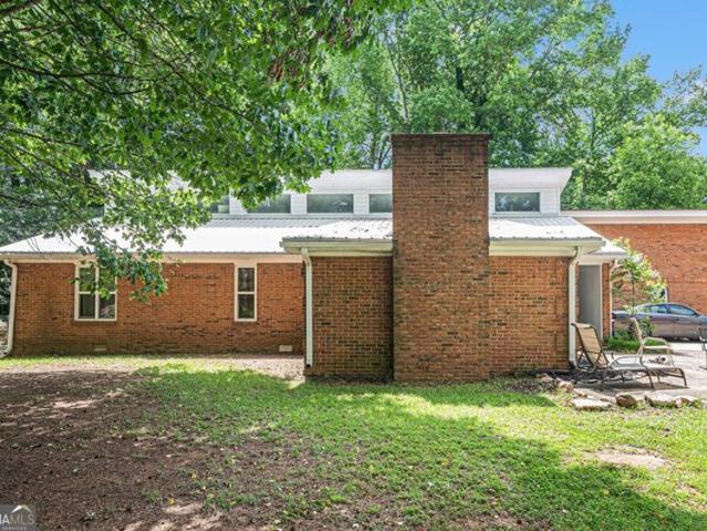 Highway,danielsville, Home For Sale