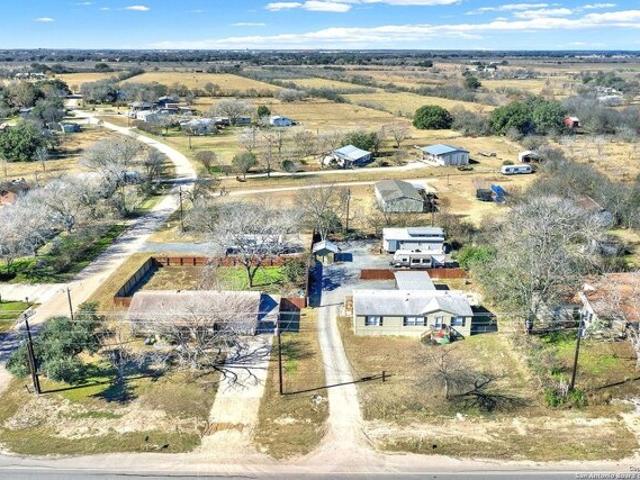 / Highway,hondo, Home For Sale