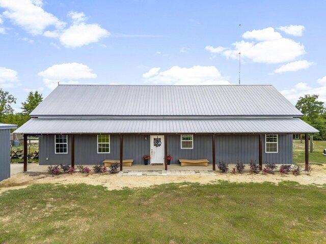 Highway,youngstown, Home For Sale