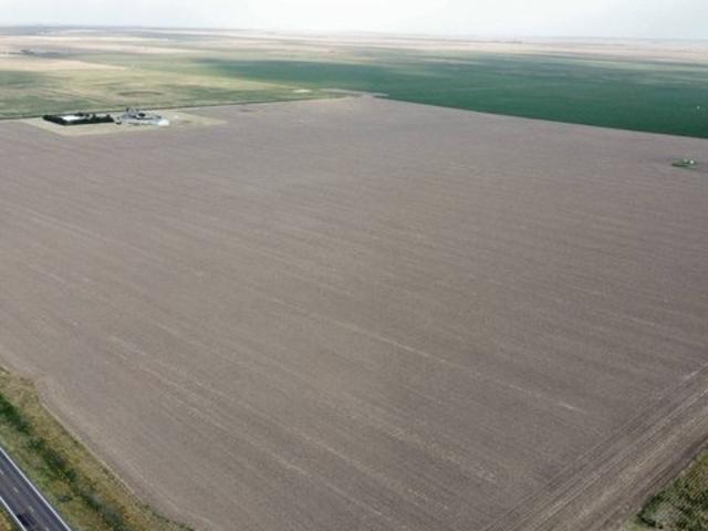 Highway 160 Rd # P, Ulysses, KS 67880