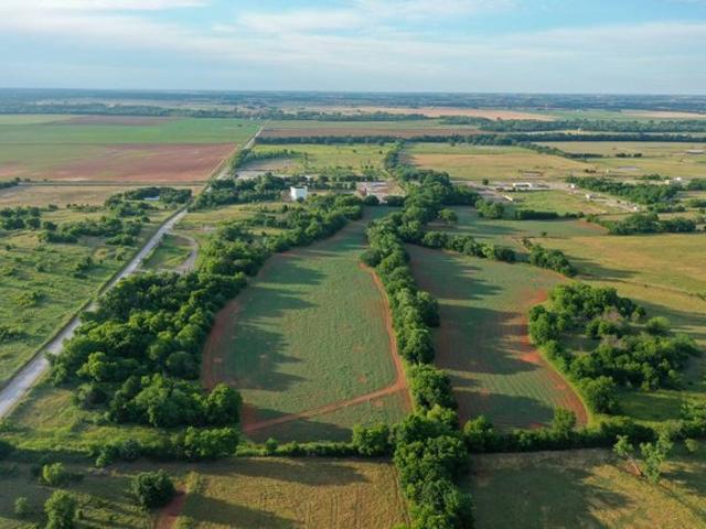 Highway 19, Maysville, OK 73057
