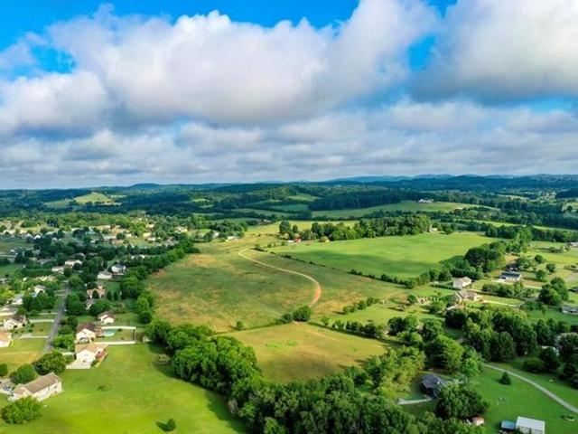 Highway 139, Dandridge, TN 37725