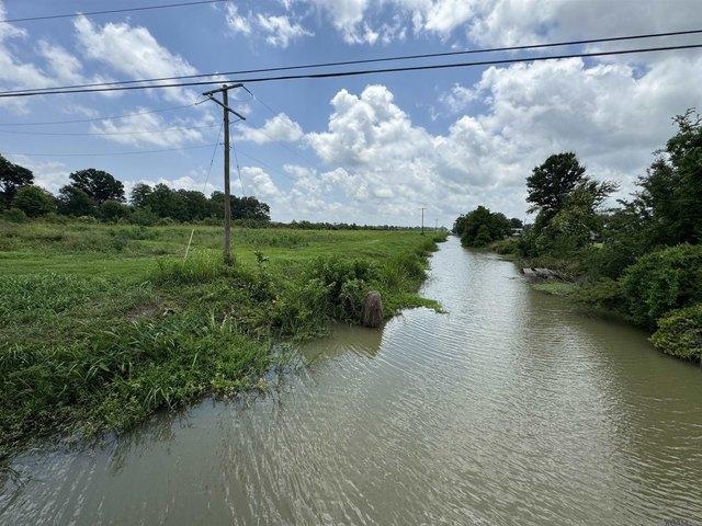 Highway 1, Raceland, LA 70394