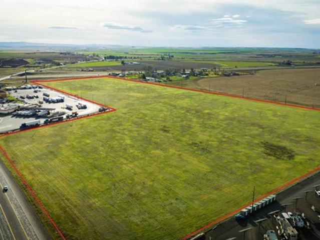 Highway 207, Hermiston, OR 97838