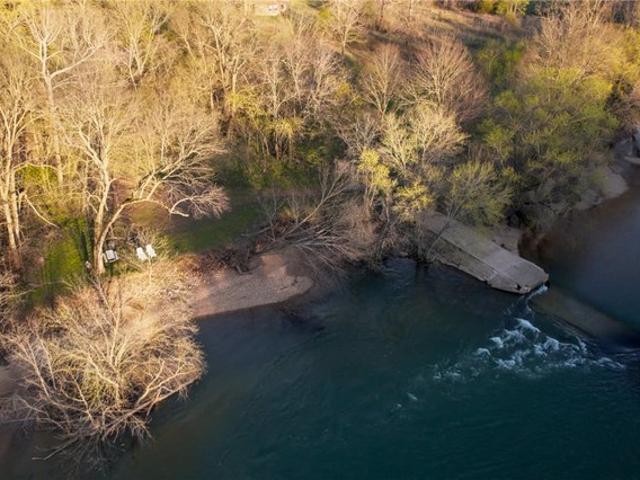 Highway 221, Eureka Springs, AR 72616